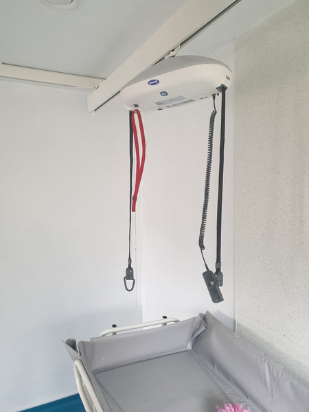 Install of Robin Hoist in Lancaster – Aline Mobility